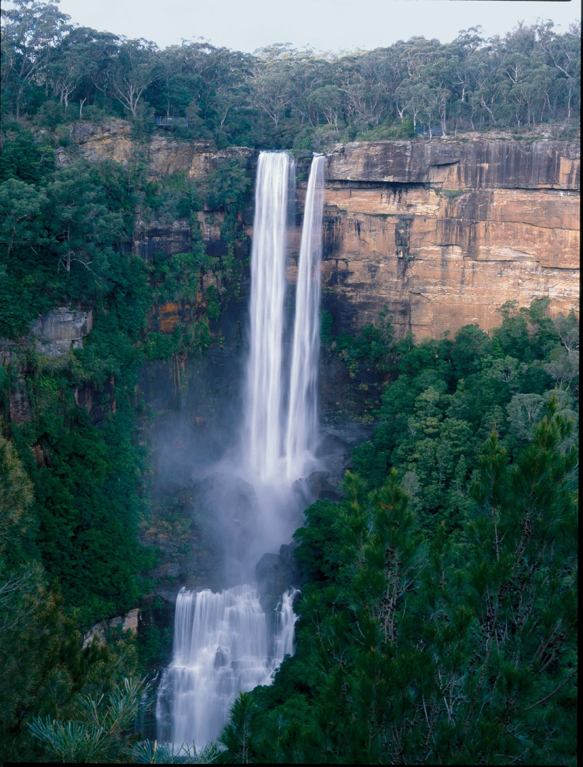 See & Do - Grand Pacific Drive