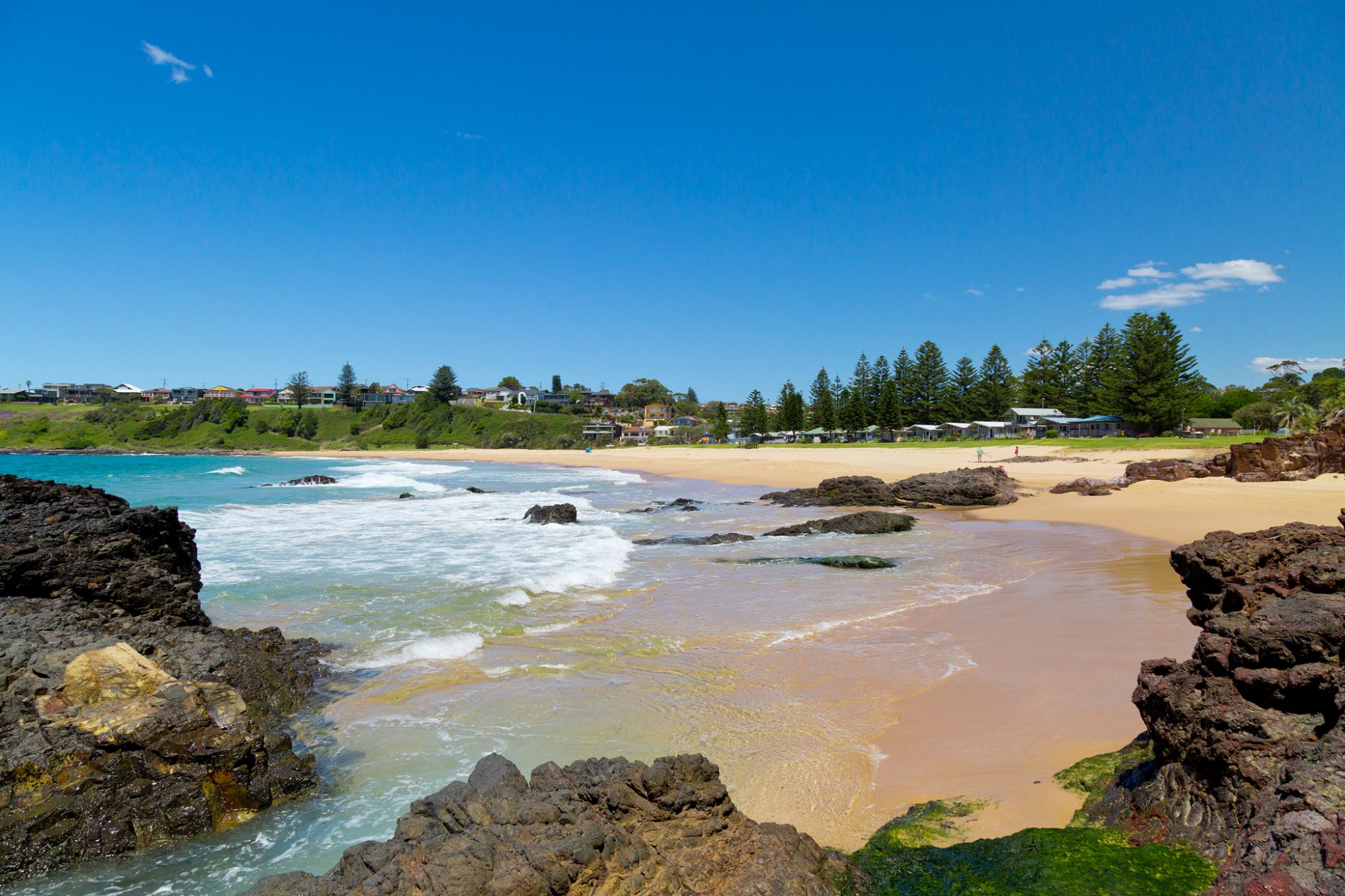 Places to stay - Grand Pacific Drive